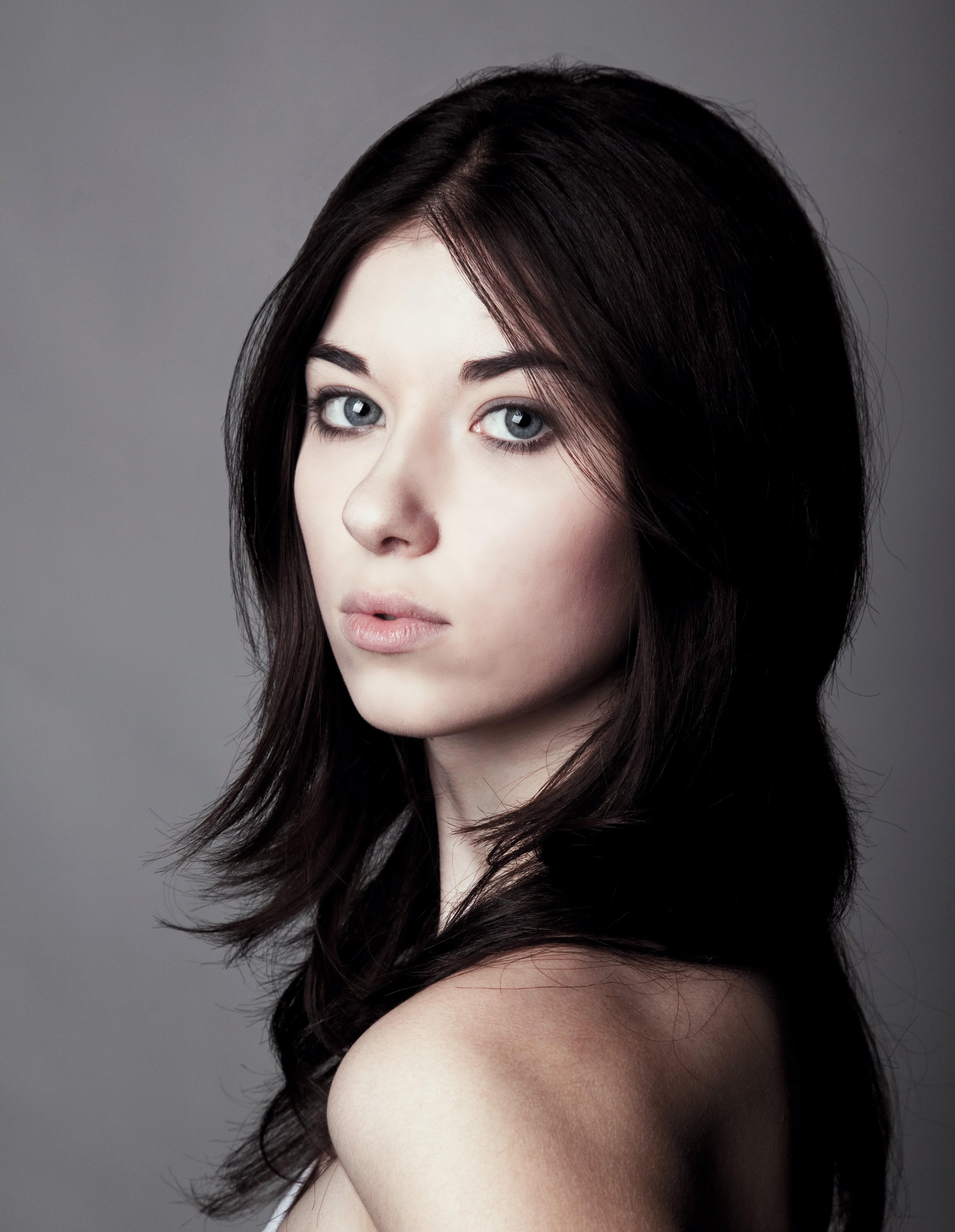 Model + Photographer: Meet Caitlin Morey