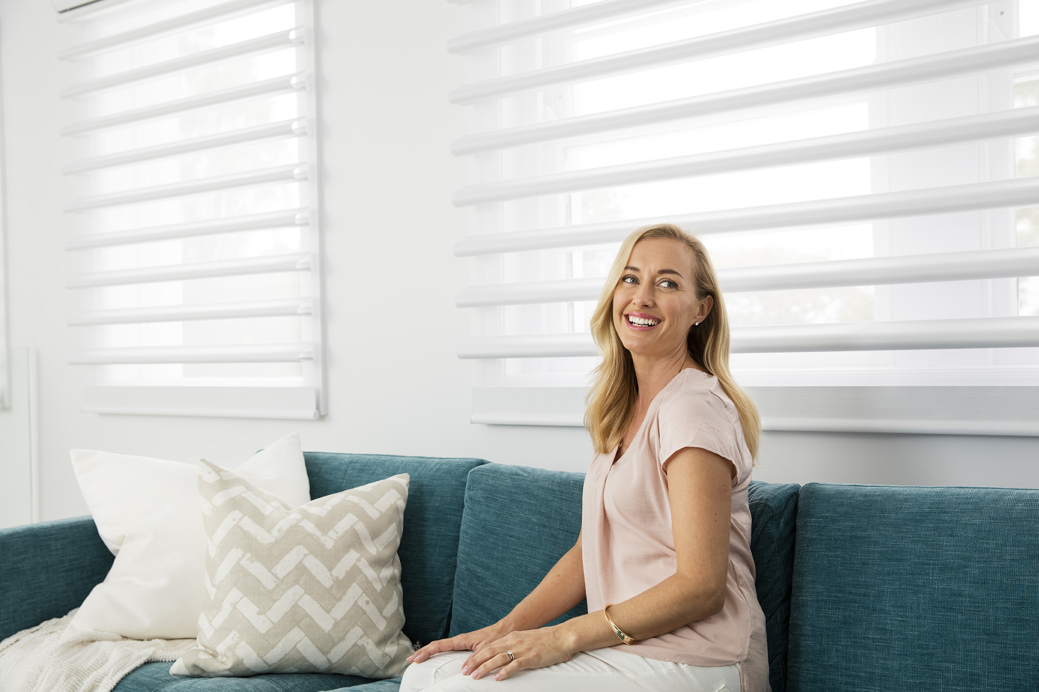 Lifestyle model, Rachel Bardsley, shoot commercial campaign with ...